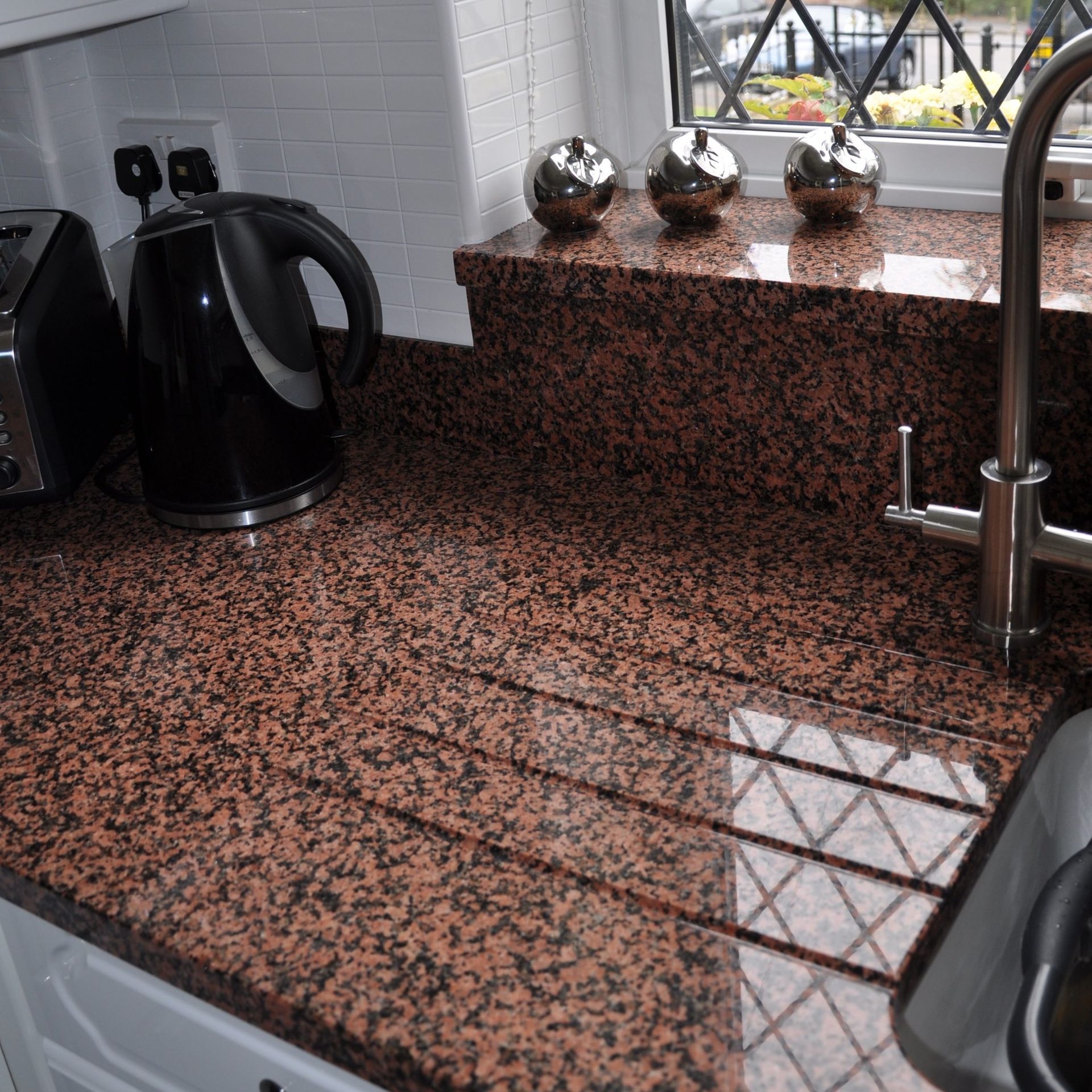 BALMORAL RED | Isa Design